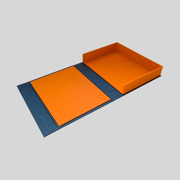 Custom Clamshell Boxes